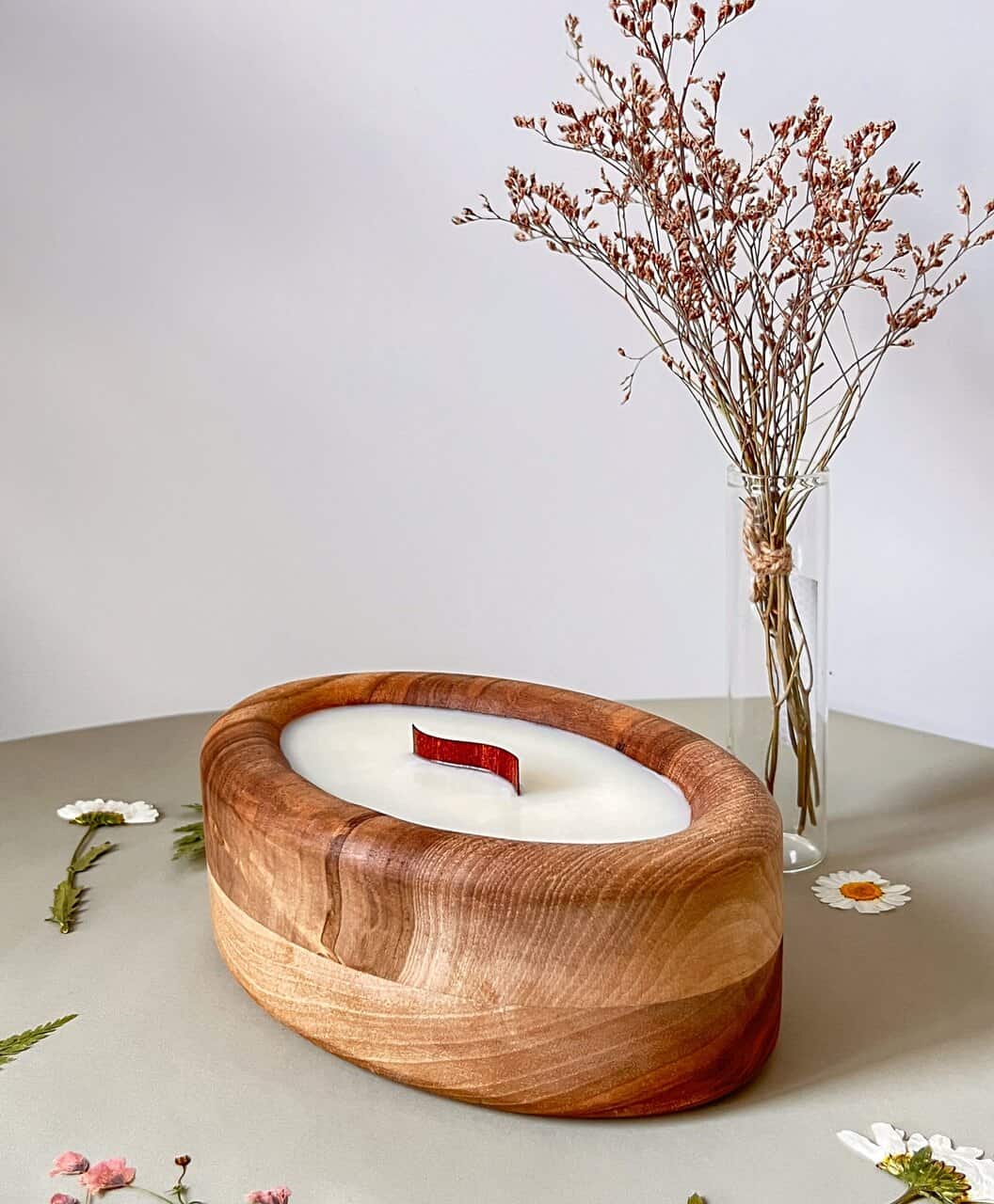 Świeca Sojowa 405 gramów w Formie Wydłużony Owal - Flow Form